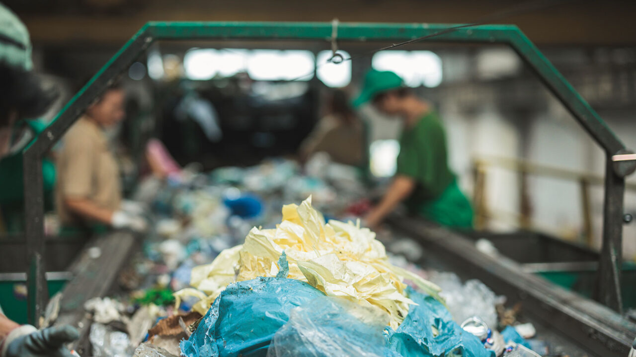 What is a Controlled Waste Management System? - Reloop Platform